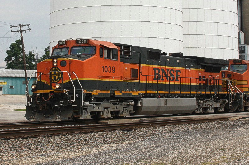 BNSF 1039